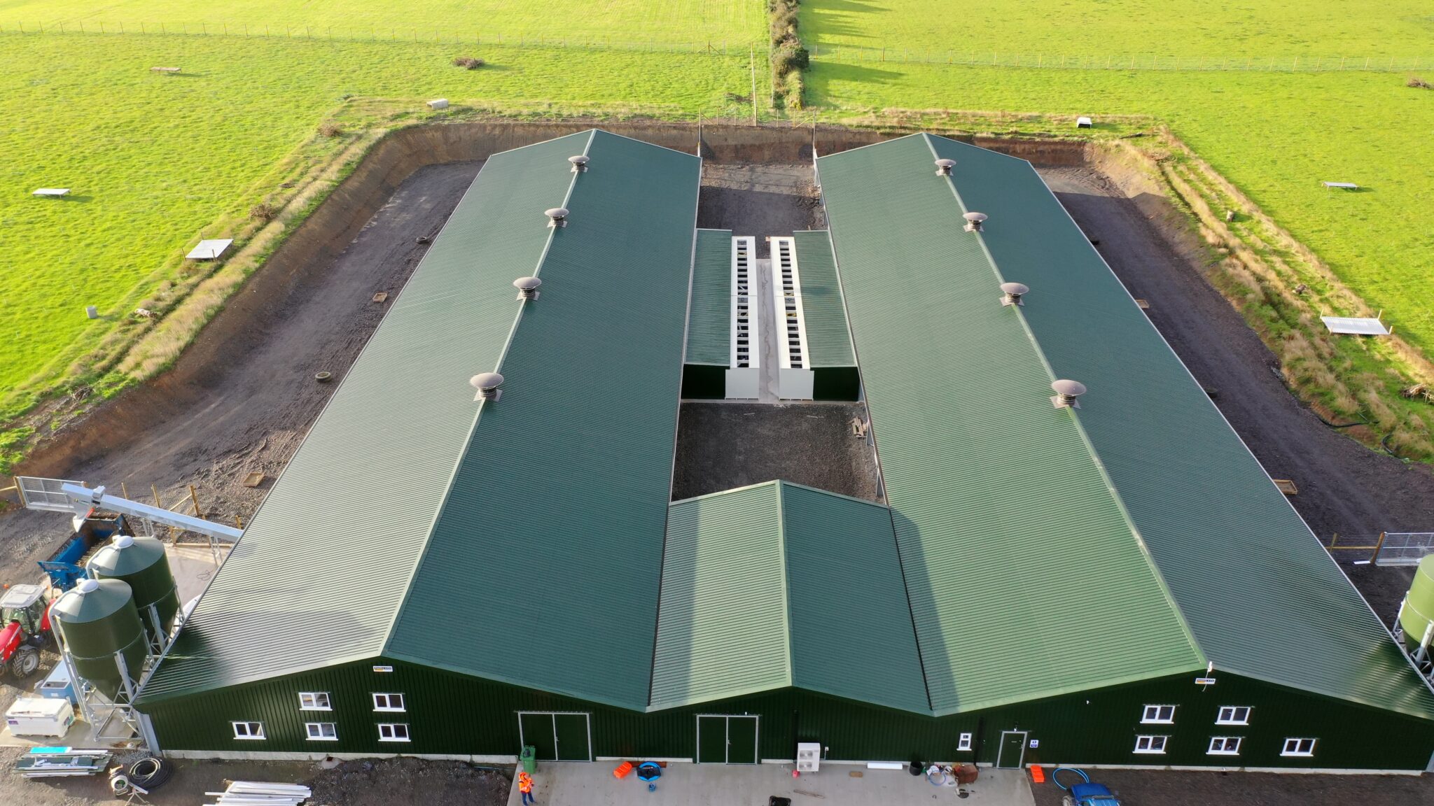 Growth in free range prompts more building work - Poultry News